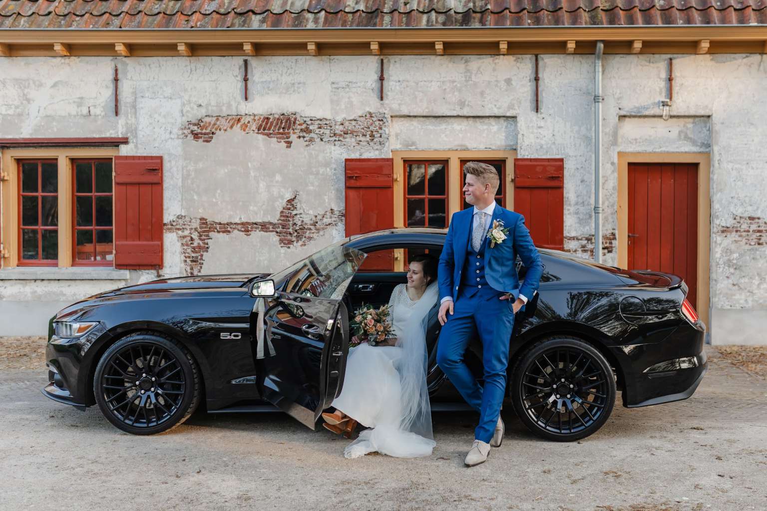 Ford Mustang huren als trouwauto – Vanaf €699 | JS Trouwauto’s